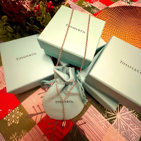 Tiffany & Co. | Jewelry | Tiffany Co Elsa Peretti 4mm Teardrop Lariat ...